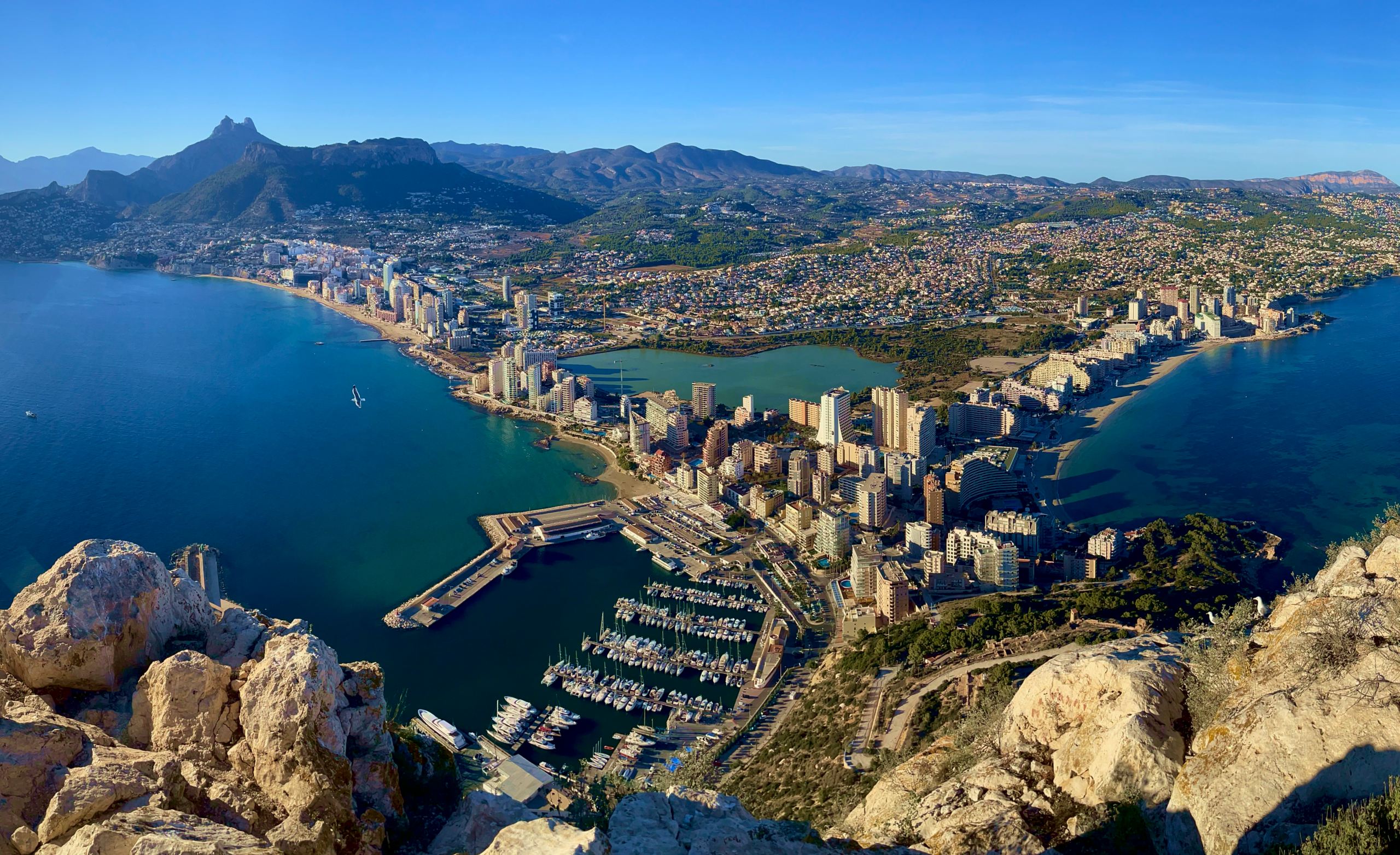Alicante Unveiled: A Traveler's Guide to Its Hidden Gems and Iconic ...